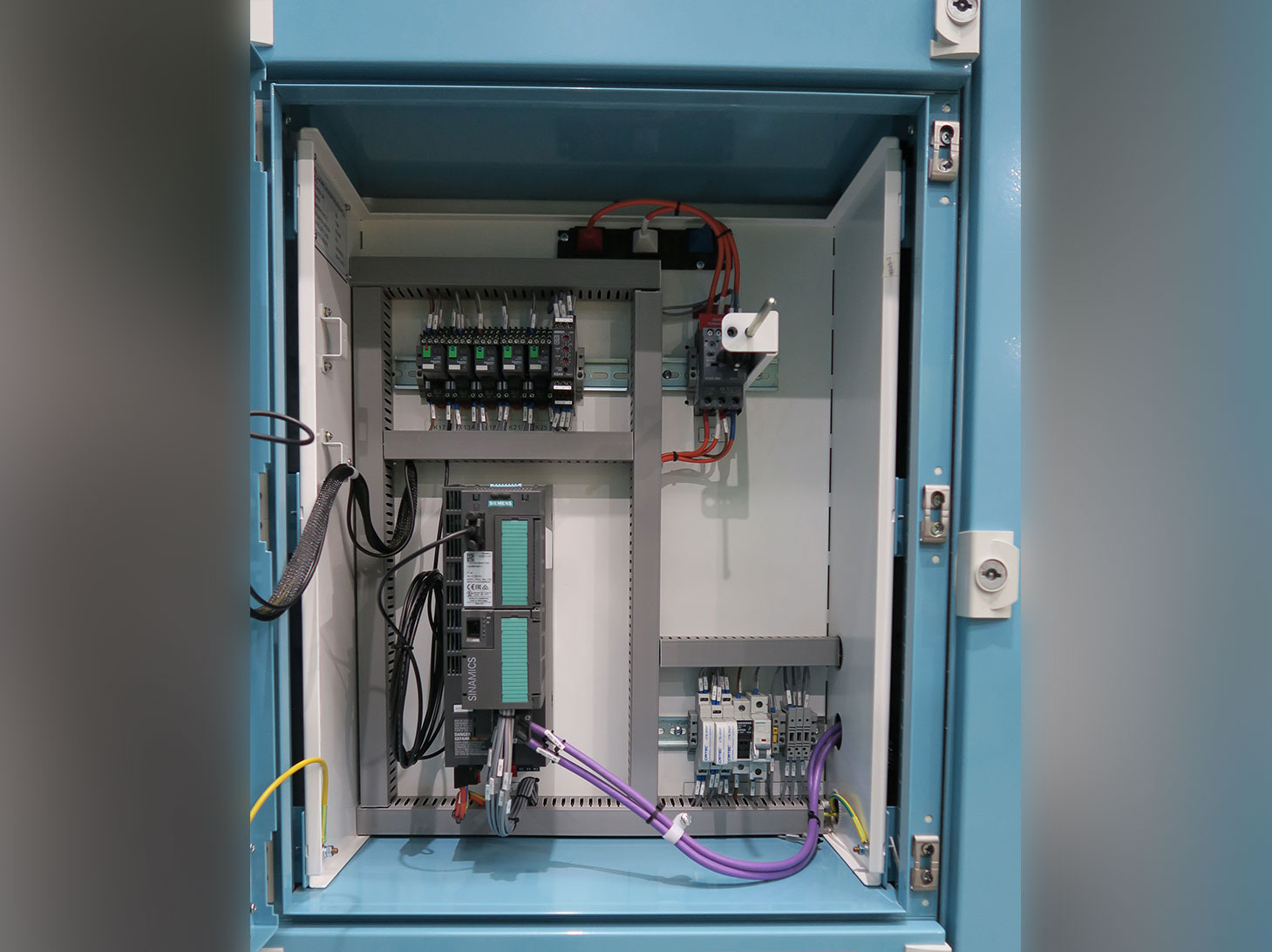 Thompson Controls - Thompson Controls
